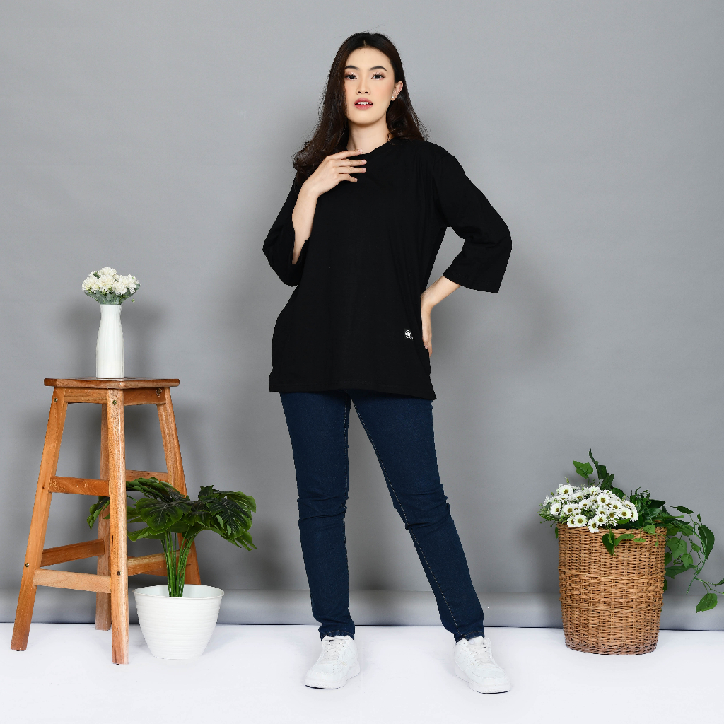 Jual KAOS POLOS BLUES WANITA LENGAN 7/8 COTTON COMBED 24S PREMIUM | Shopee Indonesia