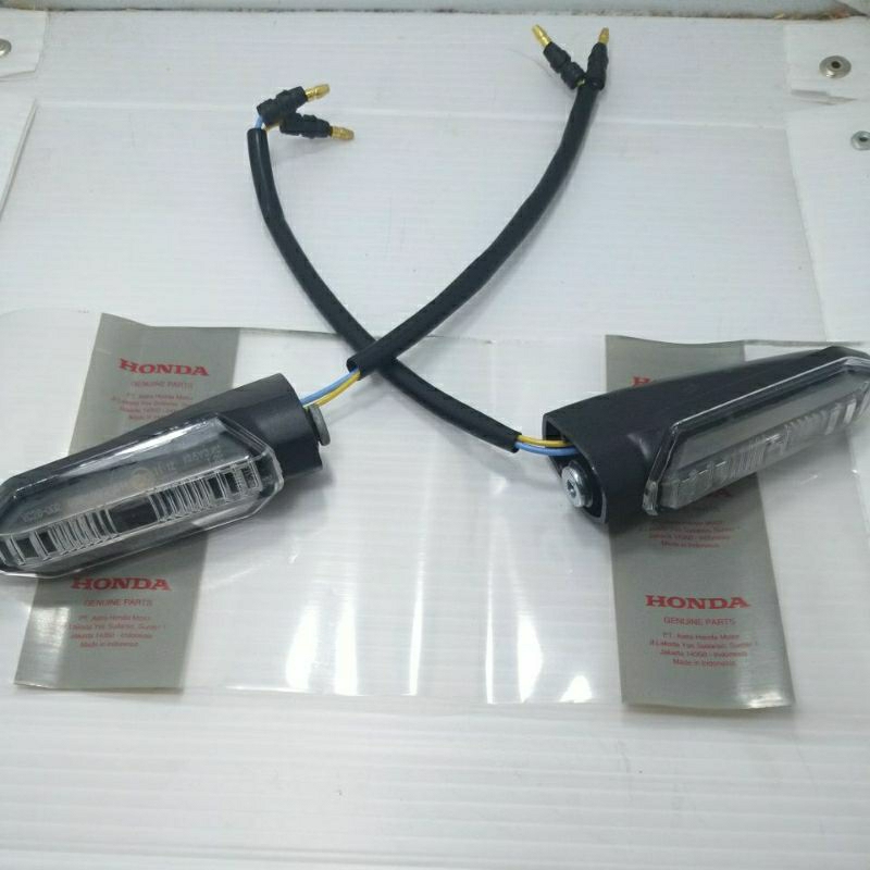 Jual LAMPU SEIN HONDA CB 150R LED,CBR 150 LED (ORIGINAL) | Shopee Indonesia