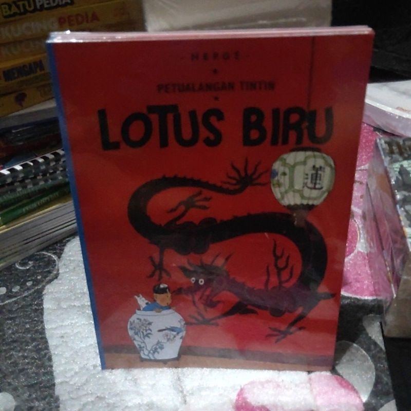 Jual original buku petualangan Tintin (lotus biru) | Shopee Indonesia