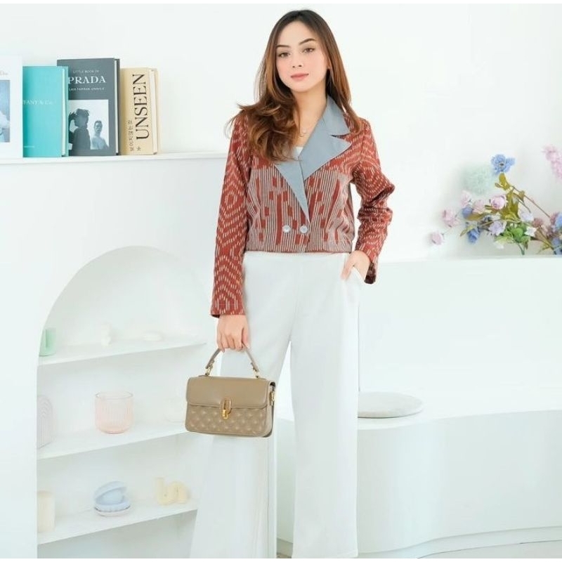 Jual Blazer tenun etnik (Blazer Crop) | Shopee Indonesia