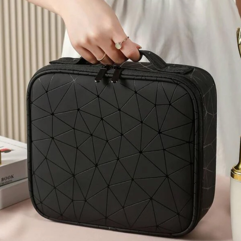 Jual Promo Tempat Kosmatik / Box Makeup / Beautycase 25.5x23x9cm F118 ...