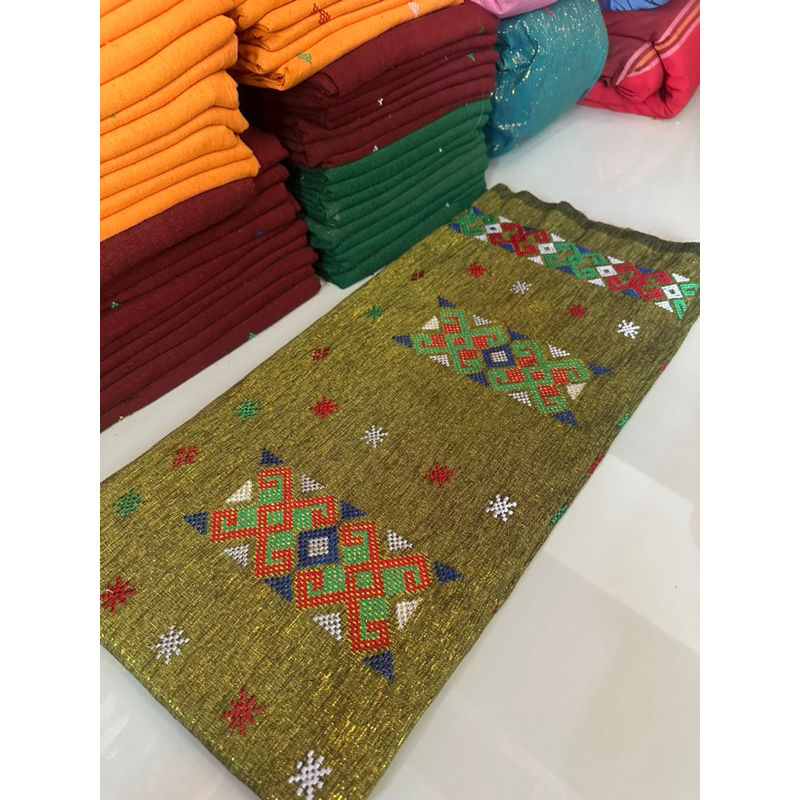 Jual kain tenun paroki pabintik benang emas jepara motif toraja ...