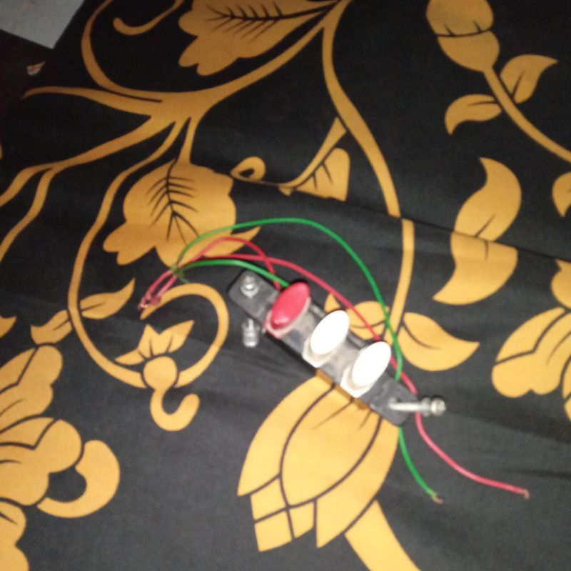 Jual cetekan buat matikan/nyalakan lampu | Shopee Indonesia