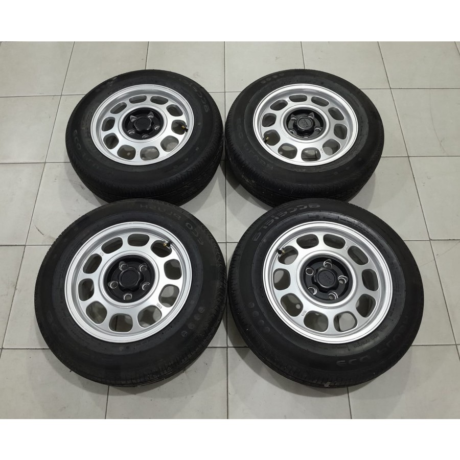 Jual Velg Mobil Bekas Ring 15 Lubang 5 R15X7 5X114,3 BAN 205 65 R15 ...