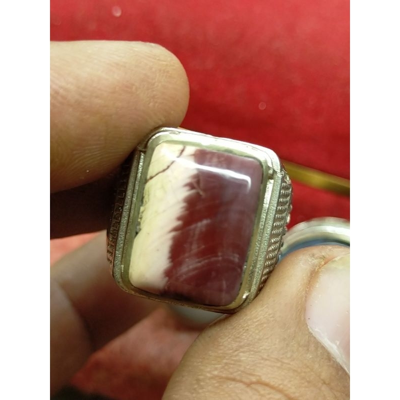 Jual cincin batu akik natural serat kayu merah putih natural | Shopee ...
