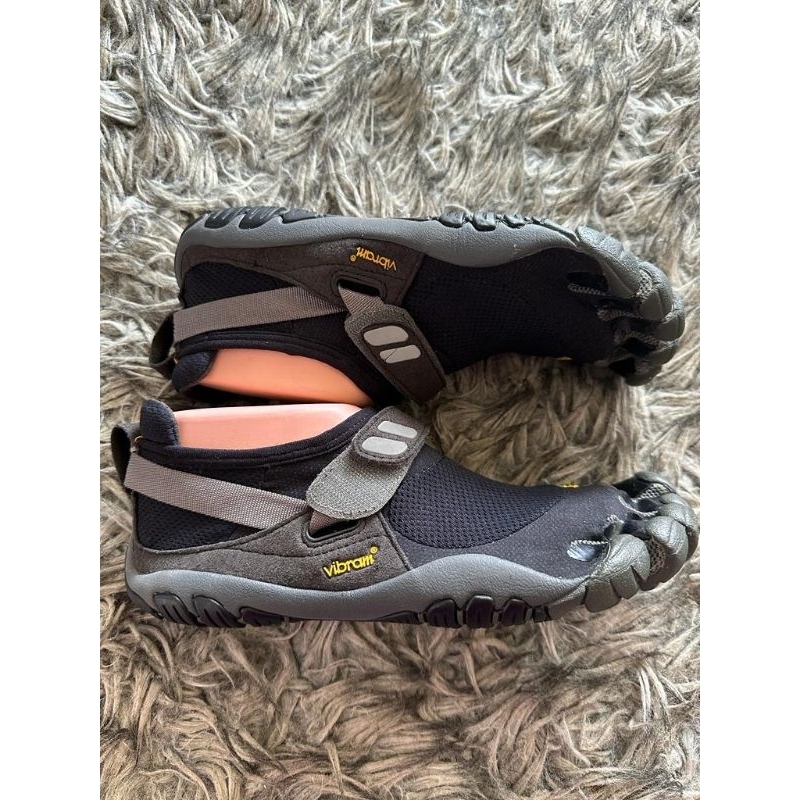 Jual sepatu vibram | Shopee Indonesia