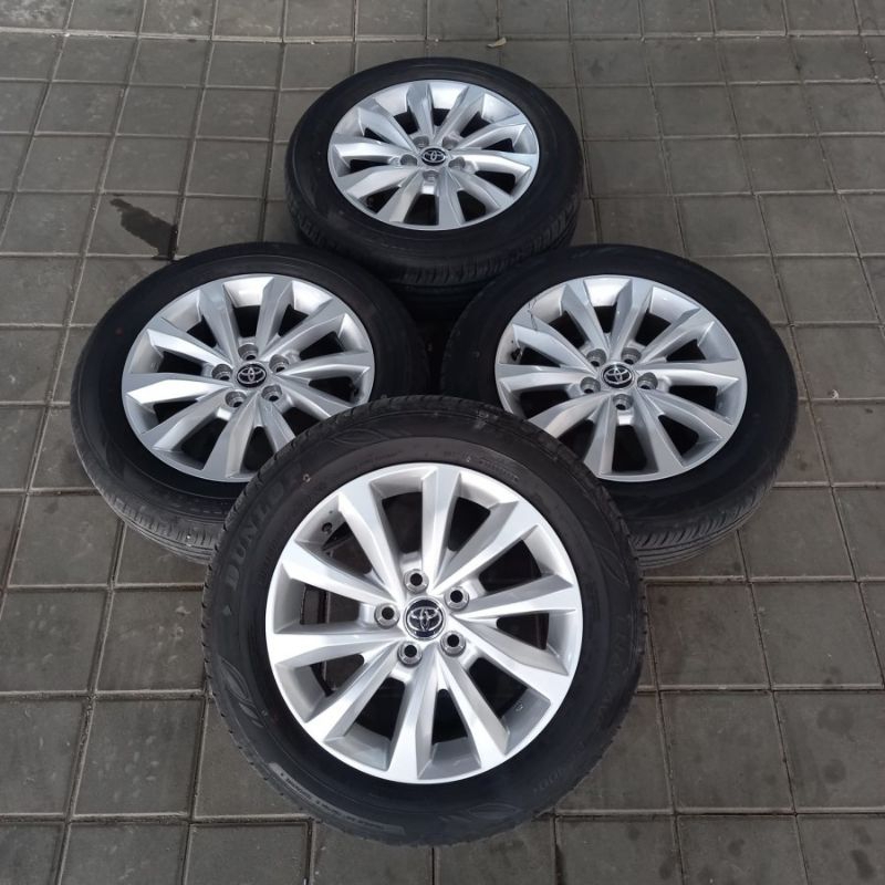 Jual Velg Mobil Copotan Std Innova Zenix R17+Ban 215 60 R17(Thn2023 ...