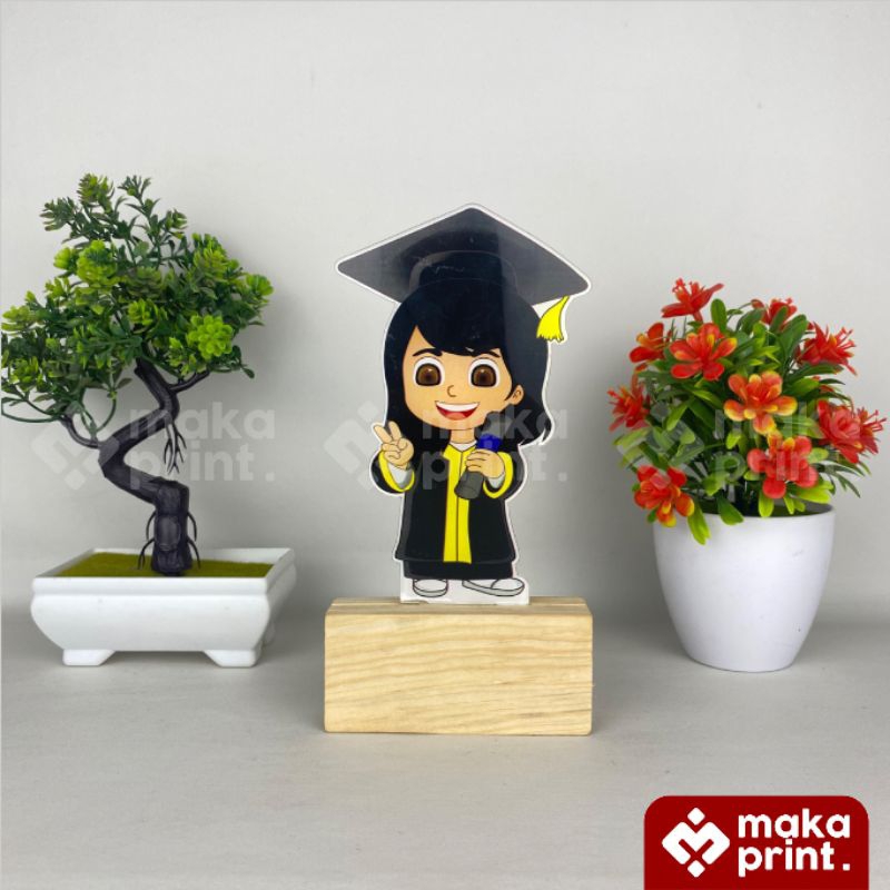 Jual Piala Akrilik Wisuda (Hijab Hitam) Tatakan Kayu - Piala Wisuda ...