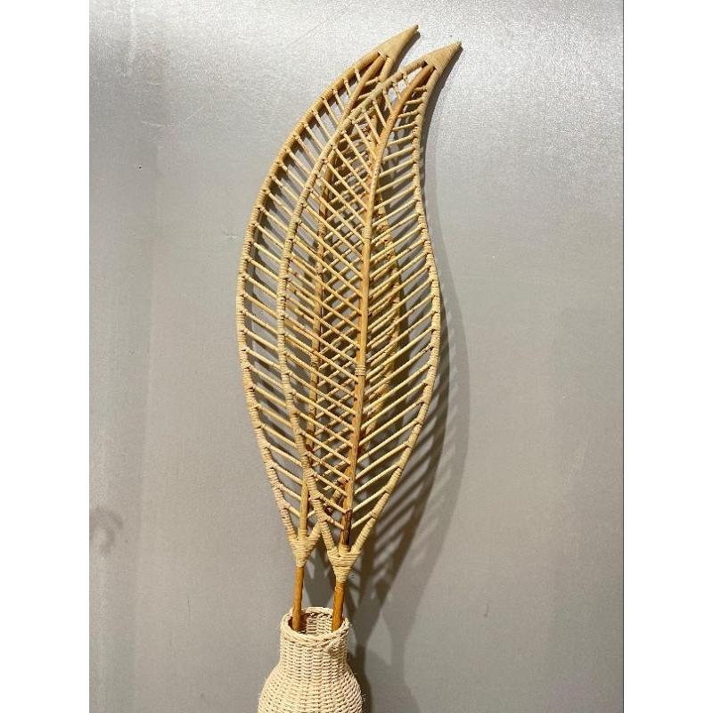 Jual stick daun hiasan rotan tinggi 1 meter/daun rotan | Shopee Indonesia
