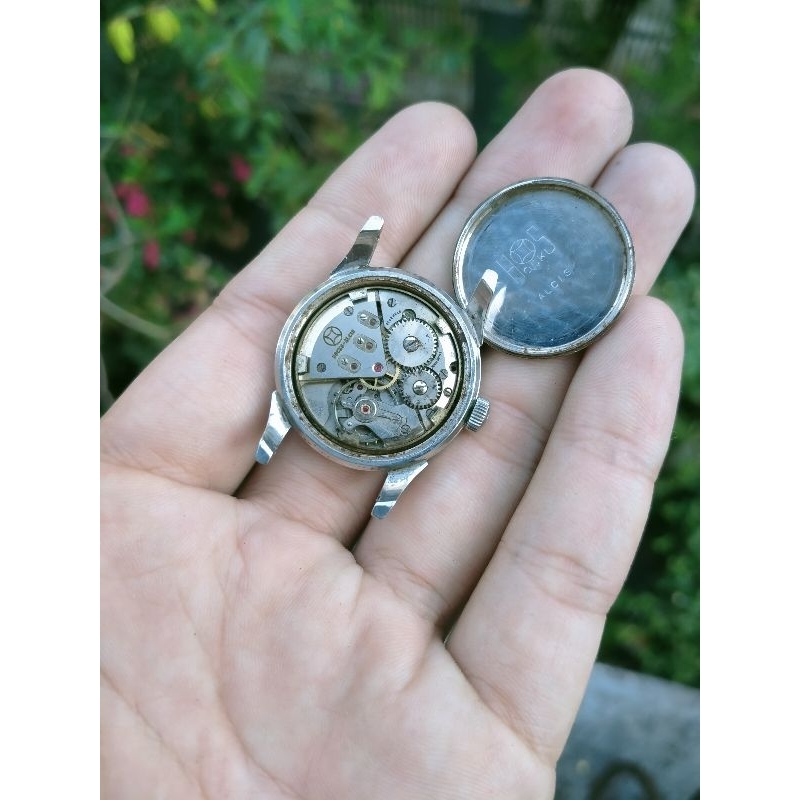 Jual jam tangan vintage hocks alcis bahan kondisi mati jadul antik ...