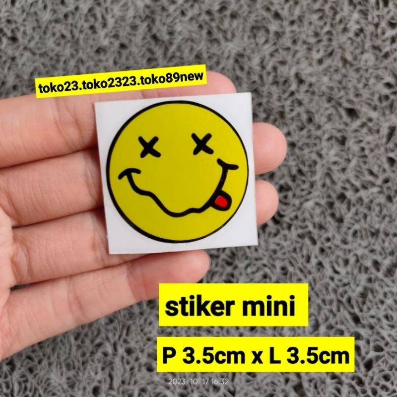 Jual stiker smile emoticon sticker cutting mini stiker motor lucu ...