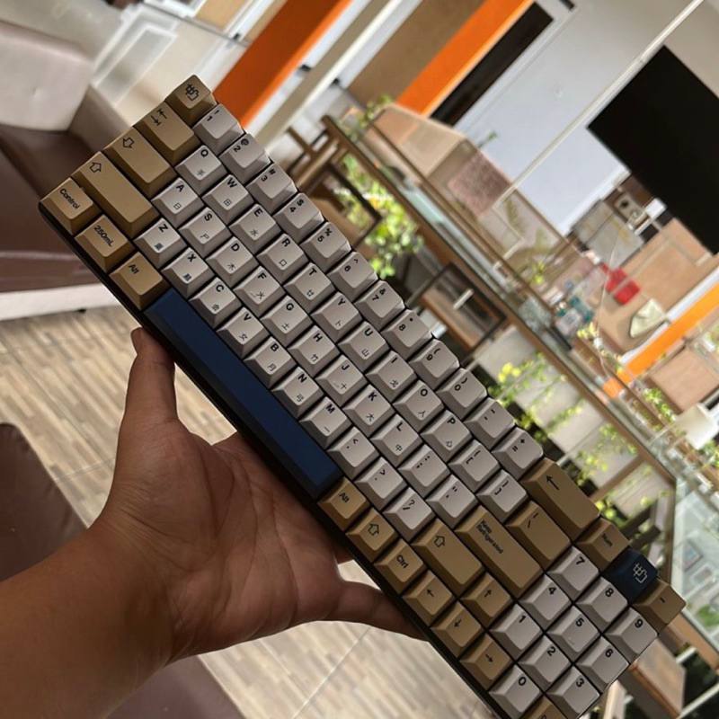 Jual Gamen titan elite + keycaps pbt soy milk 134 keys | Shopee Indonesia