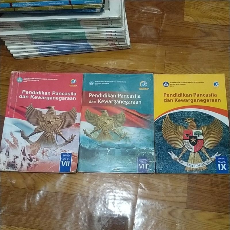 Jual Buku Paket PPKN (pendidikan Pancasila dan kewarganegaraan) Kelas 7,8,9 SMP/MTs Kurikulum ...