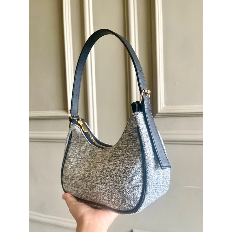 Jual Arsyla shoulder bag | Shopee Indonesia