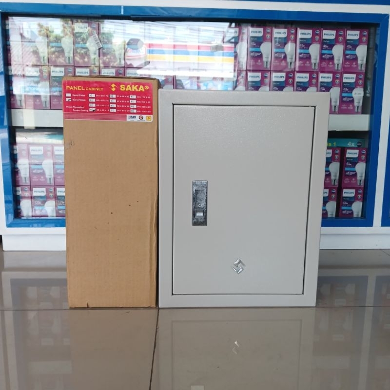 Jual Box panel listrik SAKA 30X40X15 kunci tekan | Shopee Indonesia