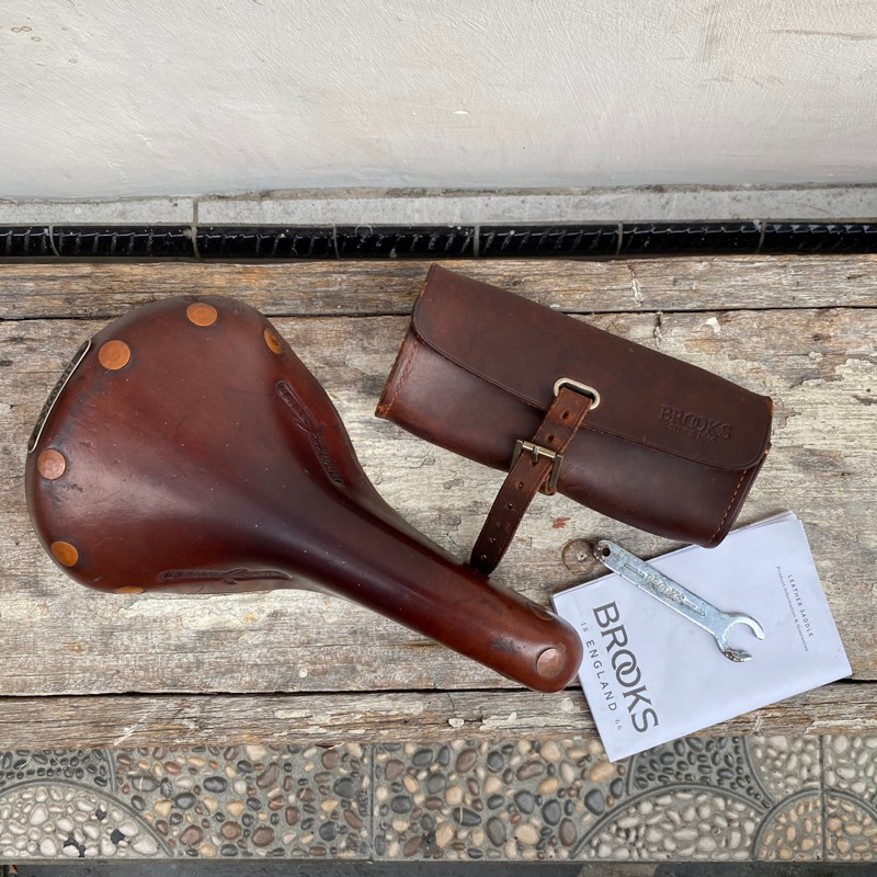 Jual Saddle Brooks Swift + Brooks Challenge Saddle Bag Brown Full ...