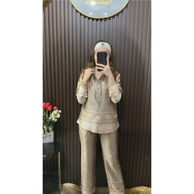 Jual One set Laura lengan panjang | Shopee Indonesia