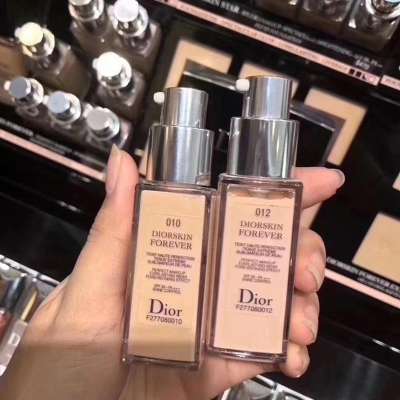 Jual Dior SkinForever Liquid Foundation Sample 20ml / TRIPLE CORRECTING ...