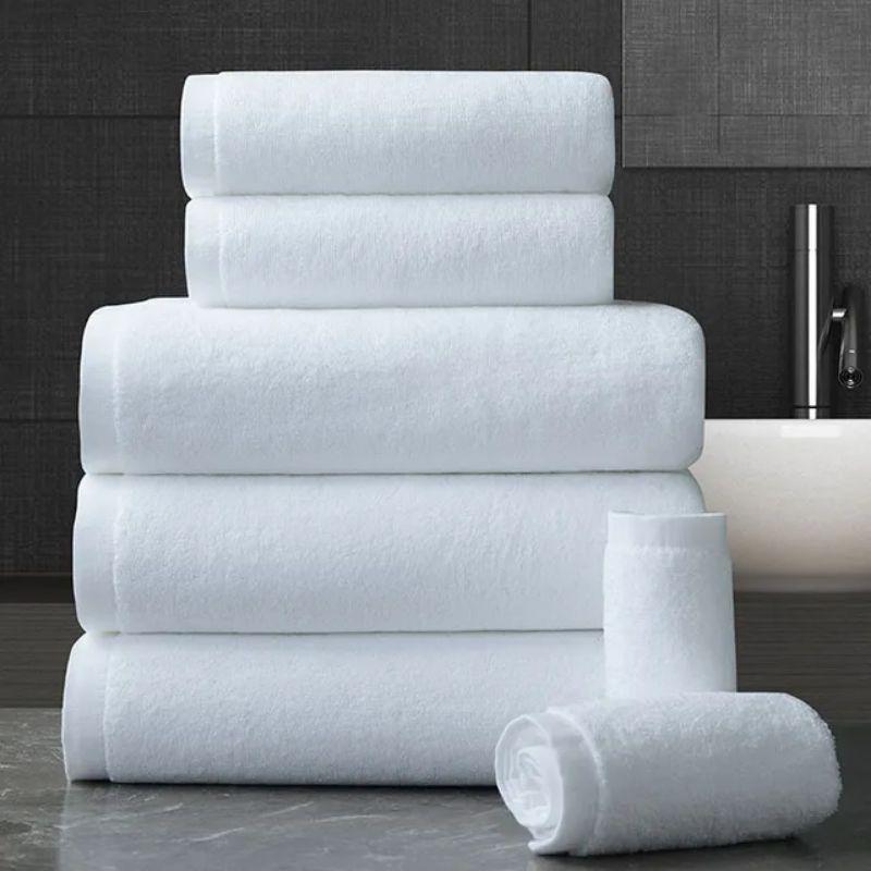 Jual HANDUK HOTEL PUTIH POLOS / HANDUK POLOS | Shopee Indonesia