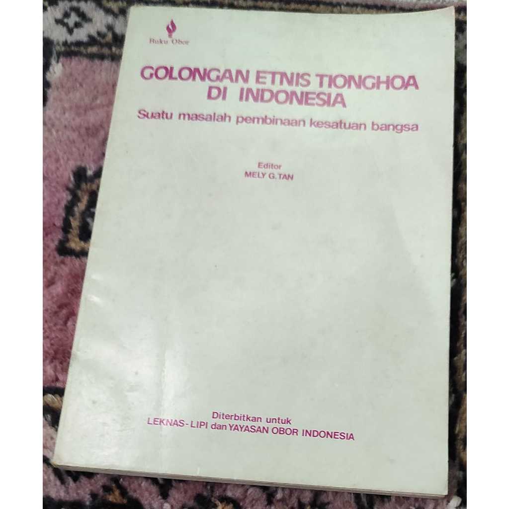 Jual Buku Bekas Lawas Golongan Etnis Tionghoa Di Indonesia - Mely G ...