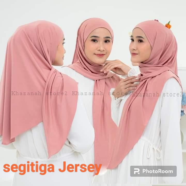 Jual jilbab segitiga instan jersey premium/hijab instan segitiga oval ... Jual jilbab segitiga instan jersey premium/hijab instan segitiga oval ...