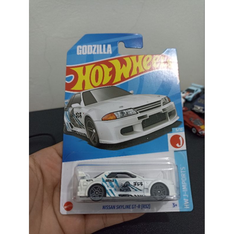 Jual Hotwheels R32 Godzilla | Shopee Indonesia