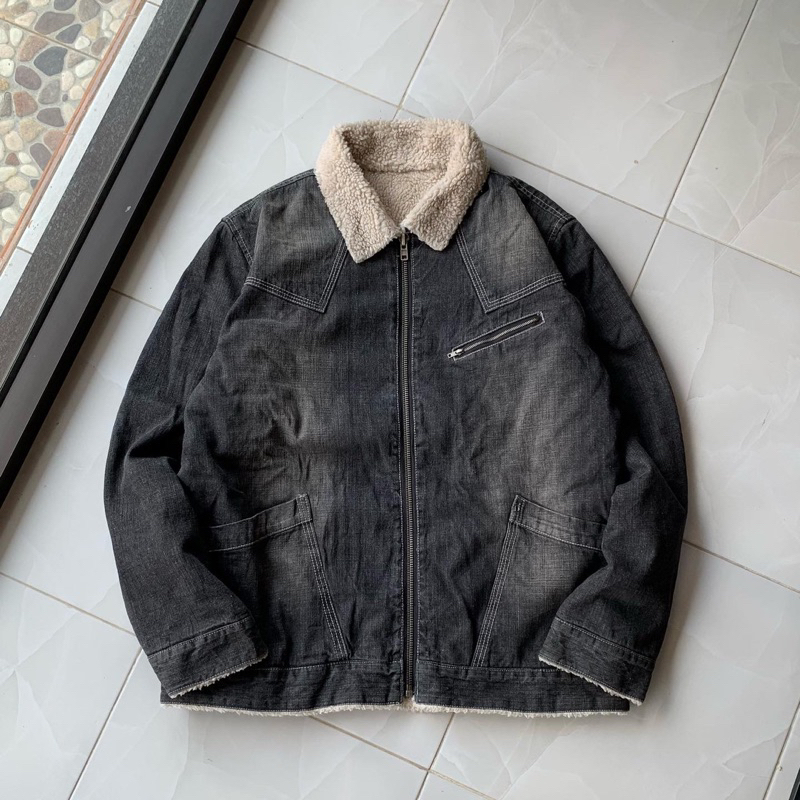 Jual TAKE TWO SHERPA TRUCKER JEANS | Shopee Indonesia