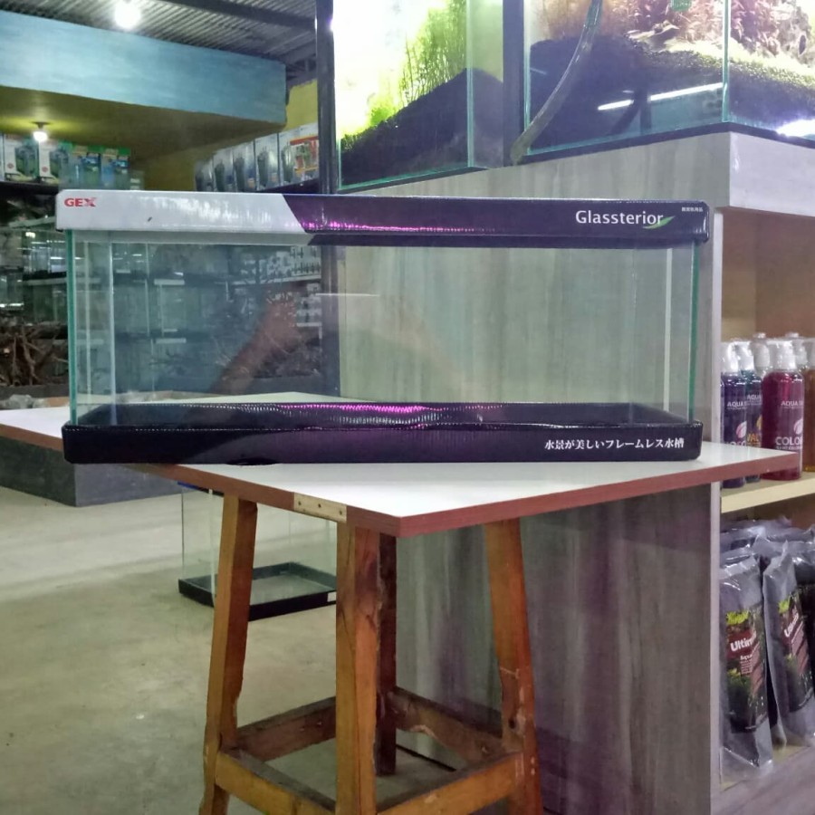Jual Aquarium Glassterior Gex slim 600 | Shopee Indonesia