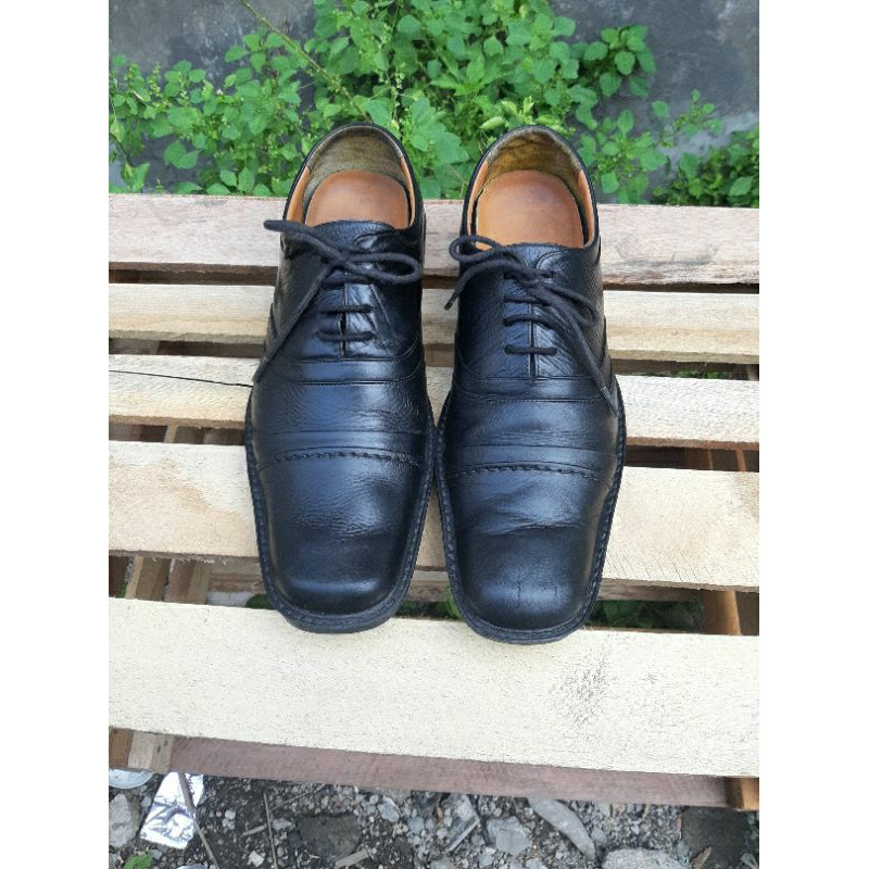 Jual Sepatu Formal Buccheri Bartram (Bekas) | Shopee Indonesia