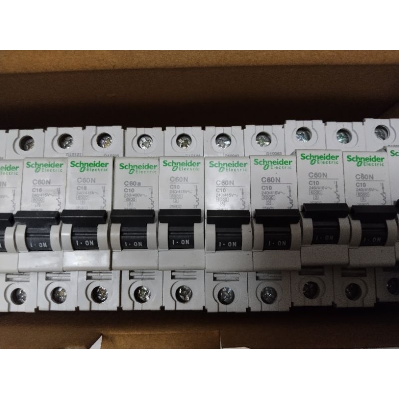 Jual mcb Schneider c60 1phase 10a | Shopee Indonesia