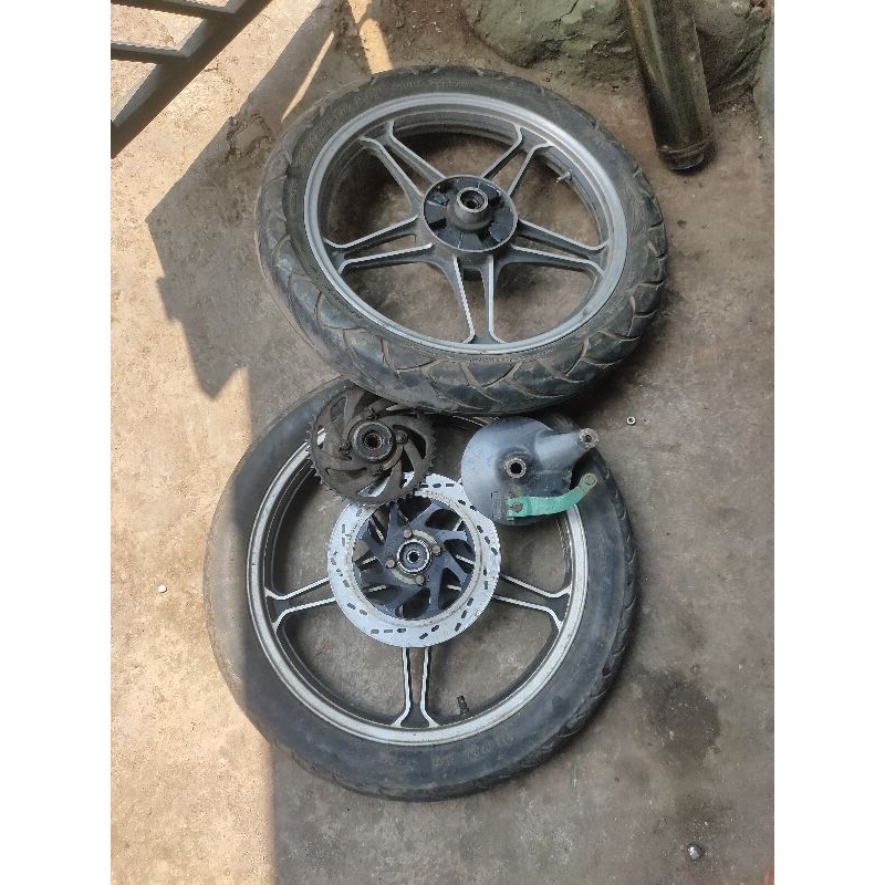 Jual velg R18 thunder satuset | Shopee Indonesia