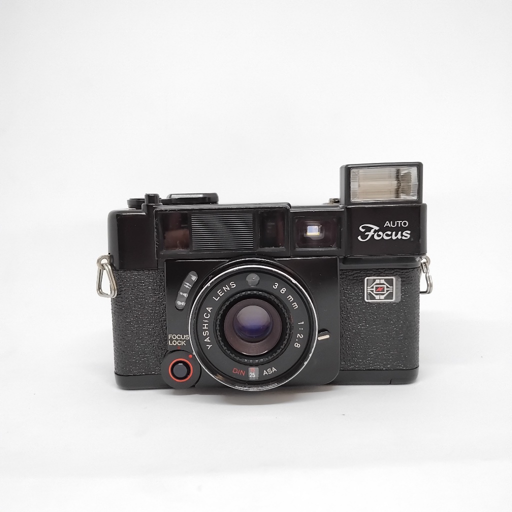Jual Kamera Analog Yashica Auto Focus AF Point Shoot Film Camera Full Frame | Shopee Indonesia