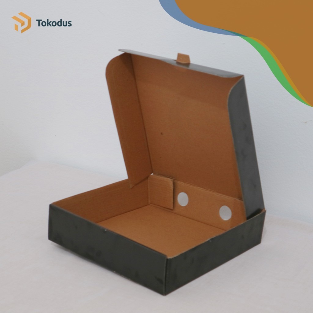 Jual Kardus Pizza/Kardus Die Cut 20x20x5 cm Warna Hitam Bisa Custom ...