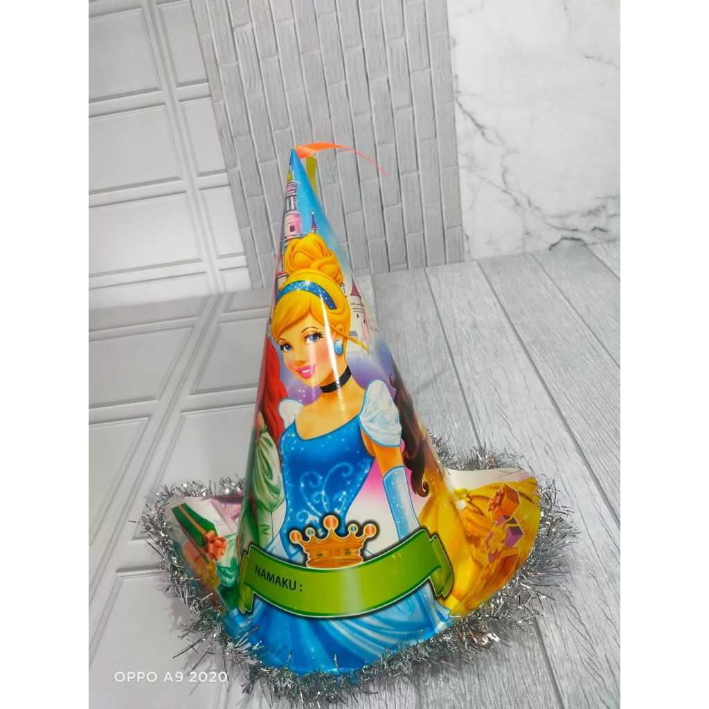 Jual TOPI KERUCUT GARLAND DORAEMON/GARLAND NARUTO/COBOY PRINCESS/COBOY ...