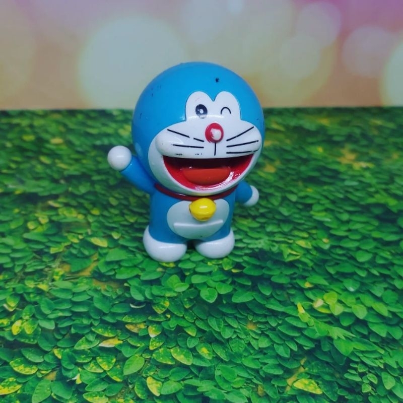 Jual Figure Doraemon, nobita, giant, dorami Happy Meal McD Doraemon ...