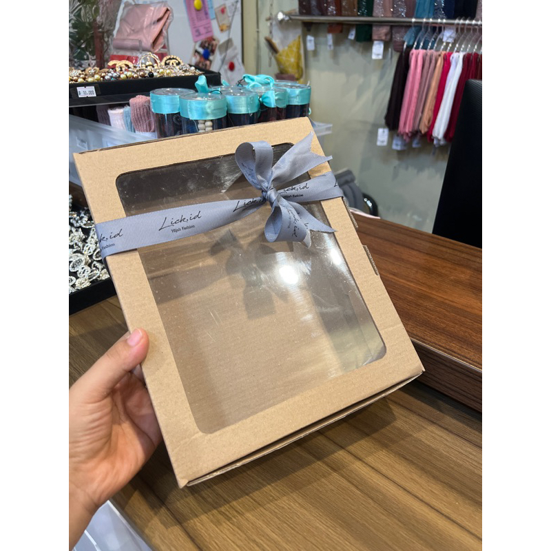 Jual Box gift kado / kardus mika 25x20x5 cm | Shopee Indonesia