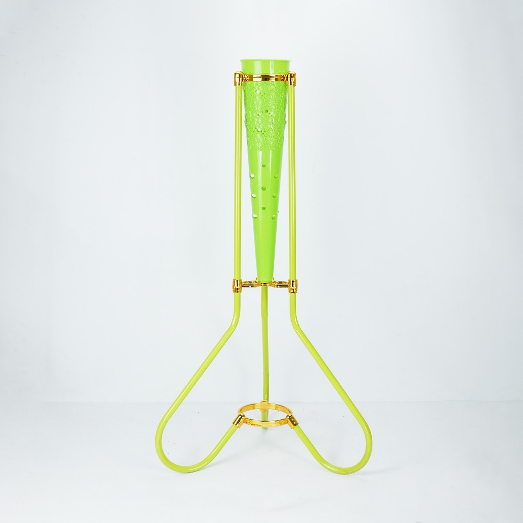 Jual Vas Bunga Segitiga Pot Kerucut Kaki Besi Import Standing Corong ...