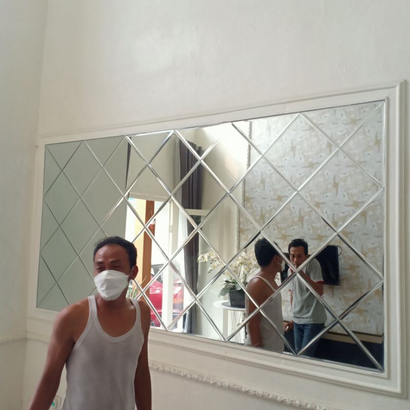 Jual CUSTOM CERMIN DINDING BEVEL ATAU CERMIN MOULDING TEBAL KACA 5MILI ...