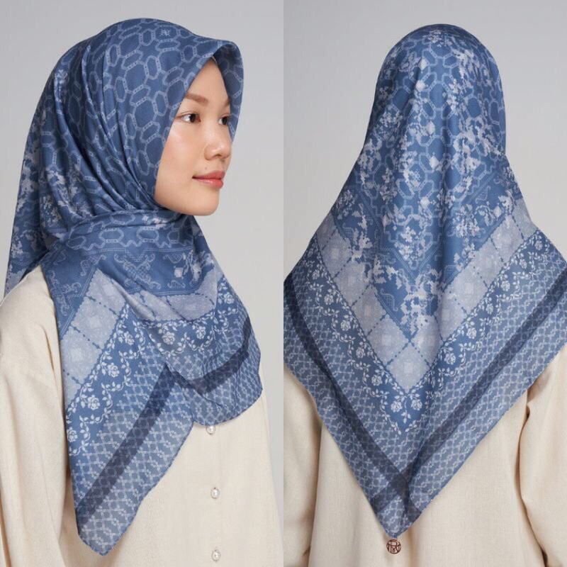 Jual Ria Miranda Moscow Scarf (Navy) | Shopee Indonesia