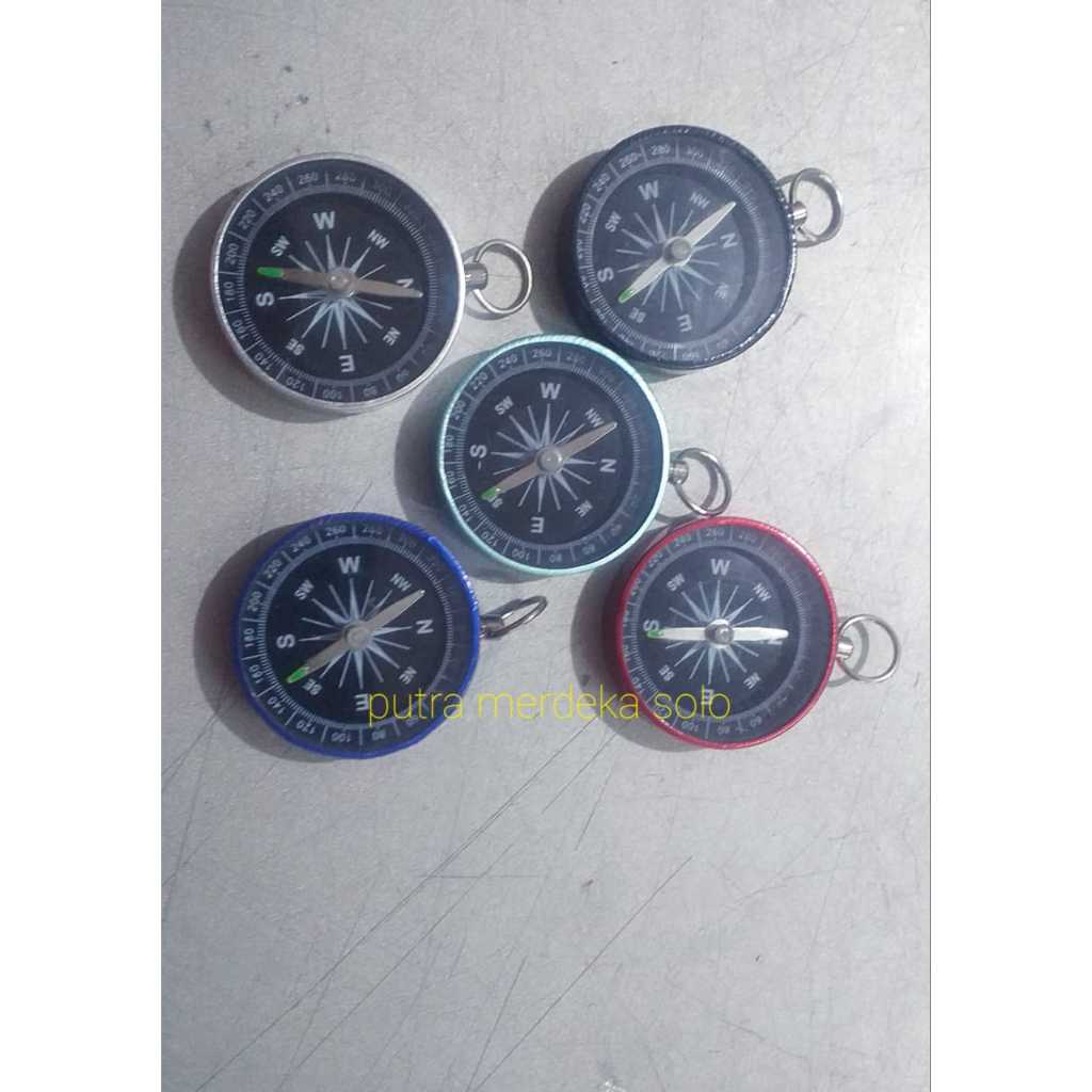 Jual Kompas kecil / Compass mini petunjuk arah mata angin 4 cm Warna ...