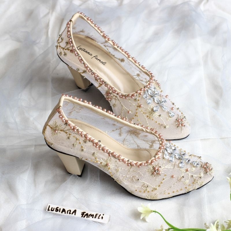 Jual RIHYUNA | Sepatu pesta wisuda heels kondangan warna cream ...