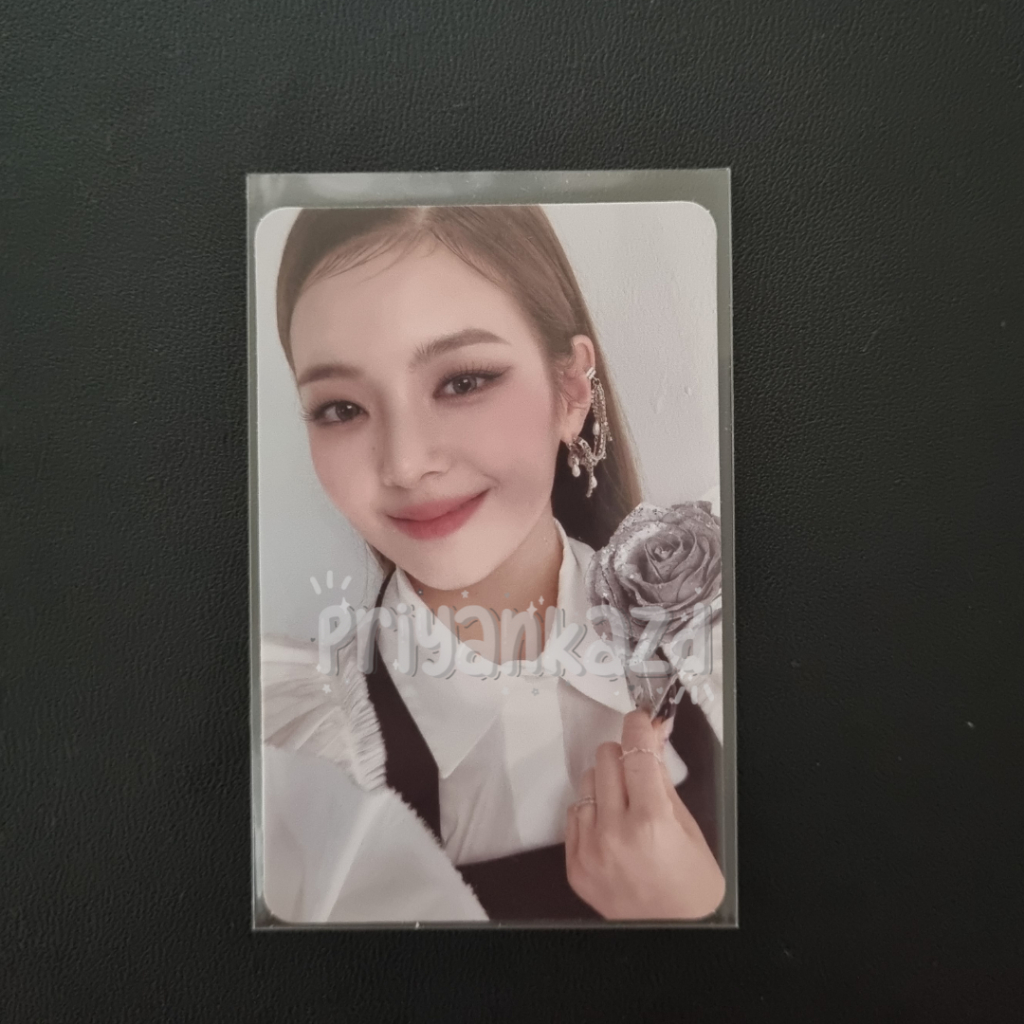 Jual itzy yeji lia ryujin chaeryeong chaer yuna wannabe not shy ...
