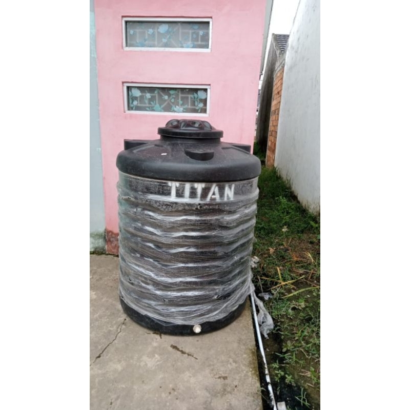 Jual Toren / Tandon / Tedmon Merk Titan Murah Warna Hitam | Shopee ...
