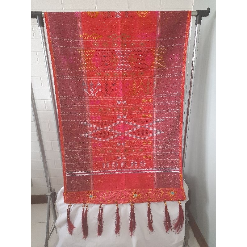 Jual ULOS SADUM BATAK KAIN TENUN MERAH 5 MATA | Shopee Indonesia