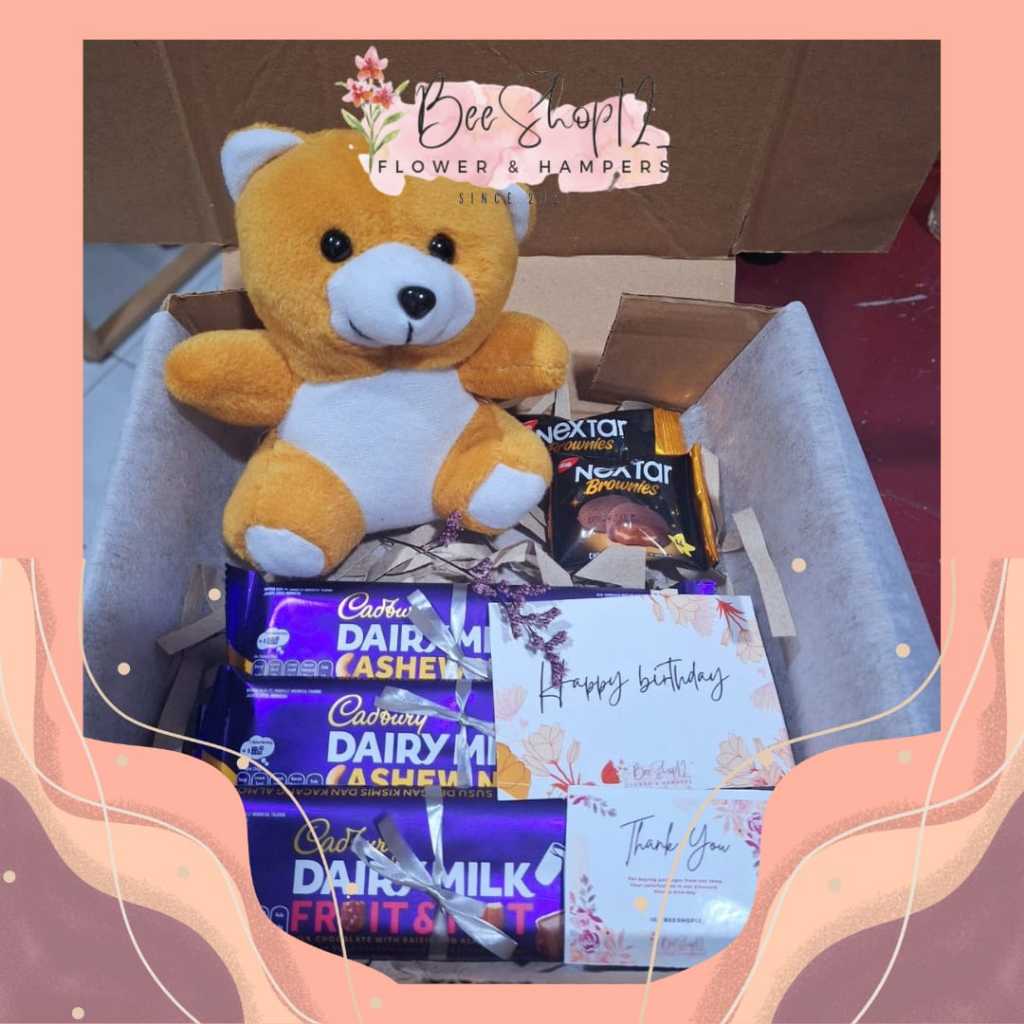 Jual HAMPERS BONEKA COKELAT CADBURY / GIFT BOX WISUDA, ULANG TAHUN ...