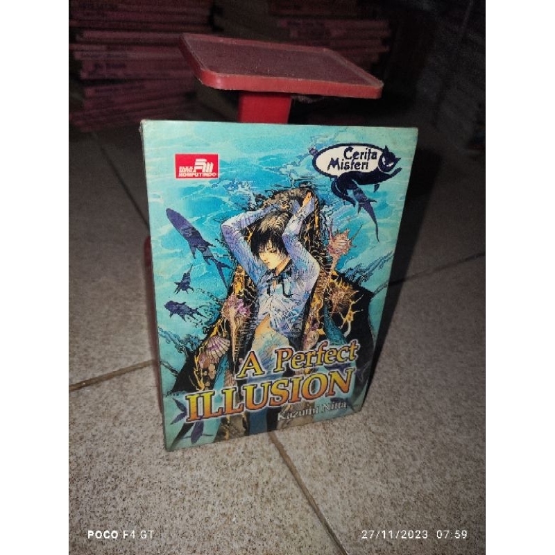 Jual BUKU KOMIK CERITA MISTERI A PERFECT ILLUSION | Shopee Indonesia