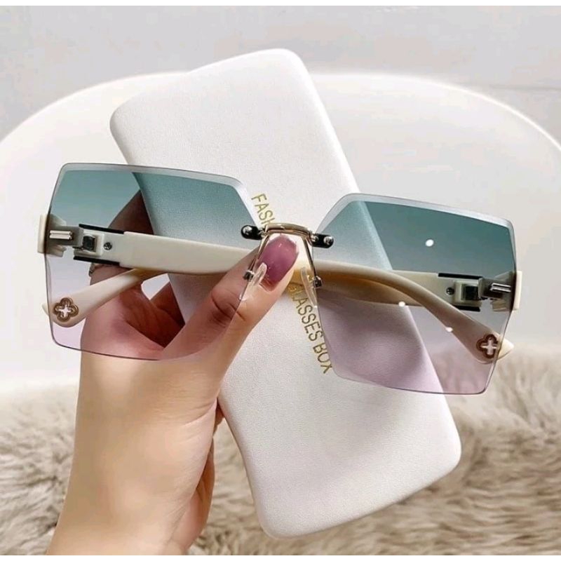 Jual Kacamata Hitam Wanita Oversized Gaya Kacamata Premium Retro New Arrival Korean Fashion ...