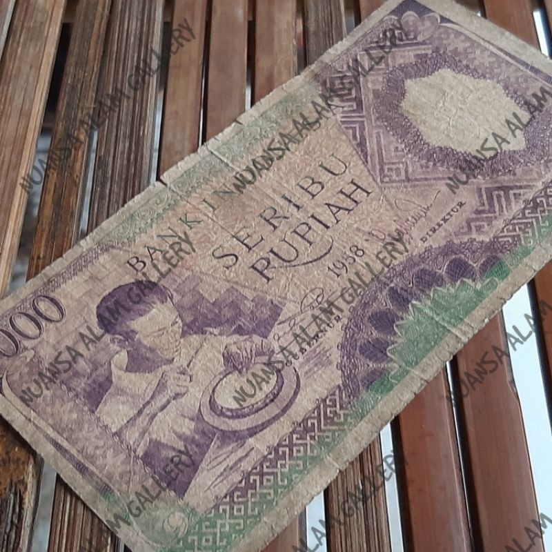 Jual Uang Kertas Seribu Rupiah Tahun 1958 Gambar Pekerja Ukir Uang ...