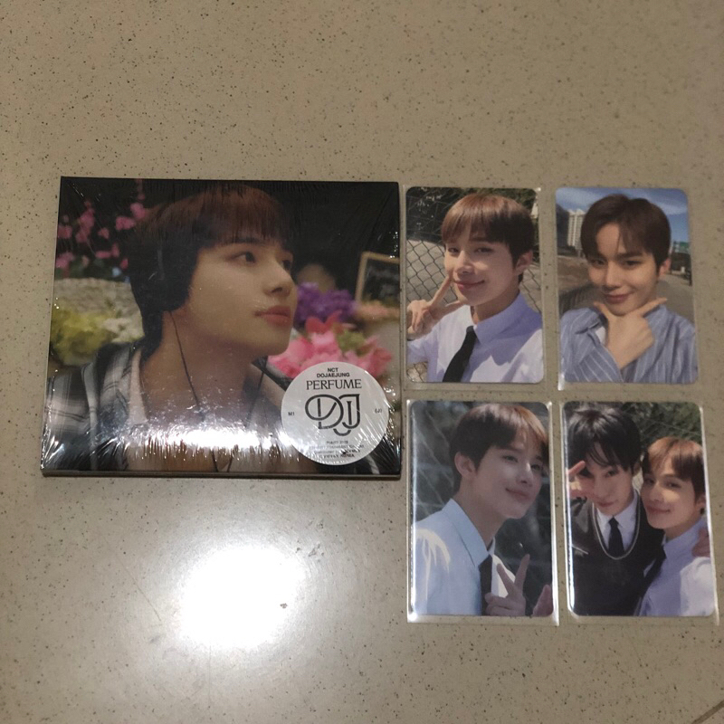 Jual CLEARANCE SALE album dojaejung SEALED digipack perfume trading ...