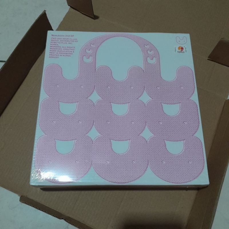 Jual NEWJEANS BUNNY BEACH BAG ALBUM SEALED OFFICIAL GROUP VER GET UP ...